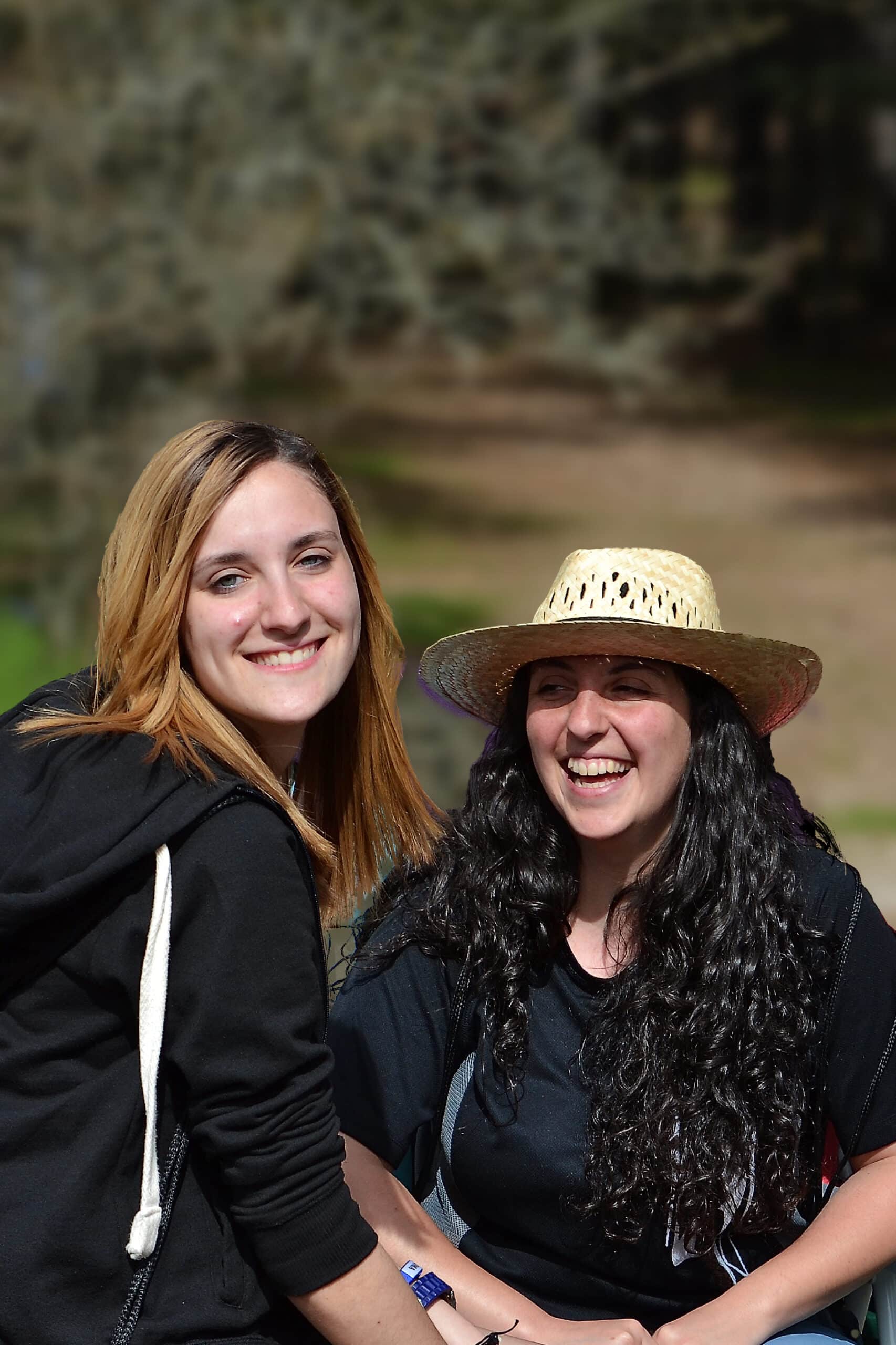 10 frases con amor y gratitud para sorprender a mis hermanas